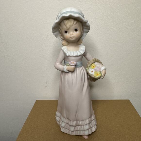 Lefton | Accents | Vintage 982 Lefton Christopher Collection Girl ...